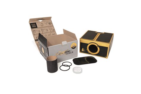 Smartphone Projector Turn Your Smartphone Into A Home Cinema