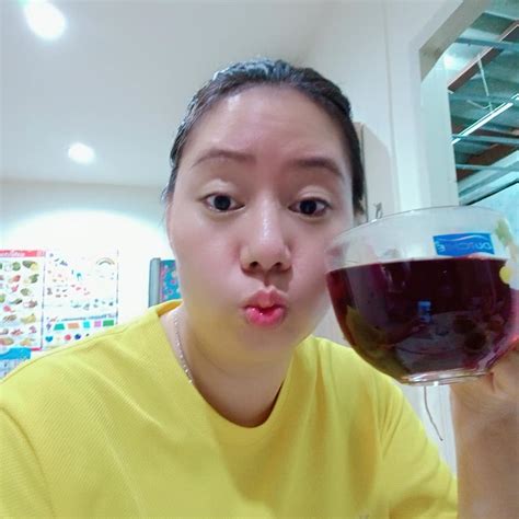 耿霖玲 耿霖玲 Added A New Photo