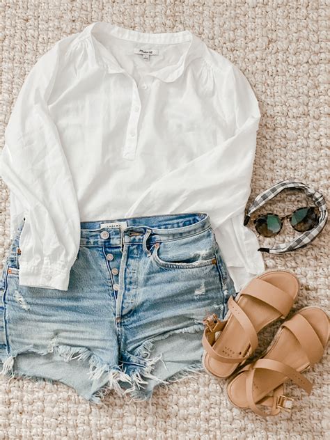 Three Ways To Wear Cutoff Jean Shorts In Your 30s Emmy Lou Styles