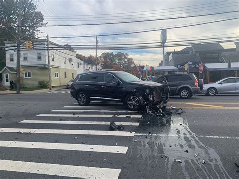 Multi Car Crash On Forest Avenue Prompts Large Emergency Response