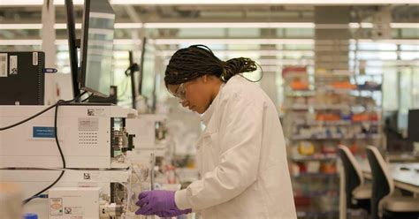 Peptide Chemistry Apprentice Rsc Education