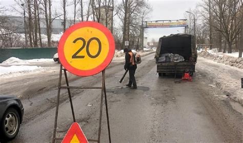 В Новгородской области приступают к ямочному ремонту дорог Gpvn Ru