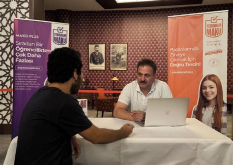 MakÜde Tercih Yapacak Öğrencilere Tecrübeli Öğretim Üyeleri Tarafından Rehberlik Yapılıyor