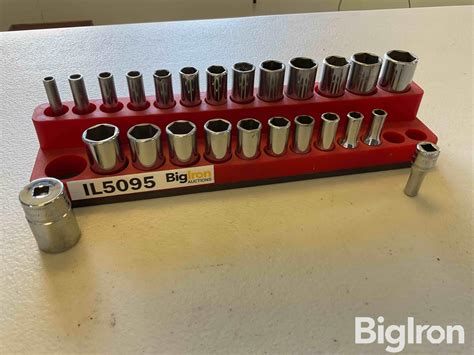 Snap On 1 4” Drive Metric Socket Sets W Magnetic Base Bigiron Auctions
