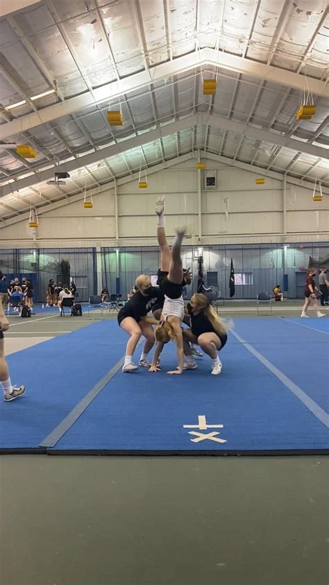 Cheer Stunts Cheer Stunts Easy Cheer Stunts Cool Cheer Stunts