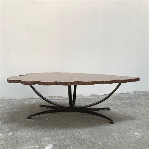 Table Basse Ancienne Granit Et Fer Forgé Martelé For Sale At 1stdibs Table Basse Fer Forge