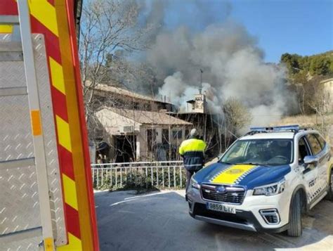 Incendio En Una FÁbrica De Batoy Alcoyinforma