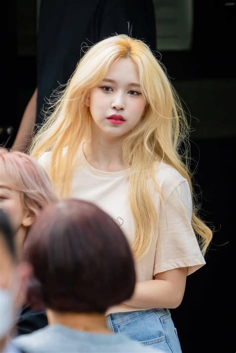 Mina Feels Myouimina