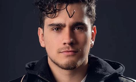 Nico Ruiz Primer Artista Chileno En Cantar En Miss Universo