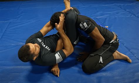 Triangle Choke In Bjj A Complete Guide