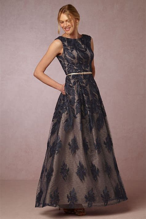 Stunning Indian Wedding Dresses For Brides Sisters