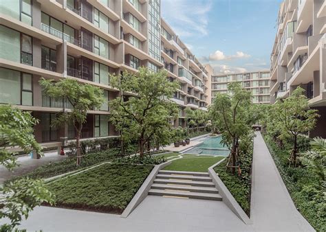 The Parque Condominium Courtyard By Tectonix Landscape Condo Exterior