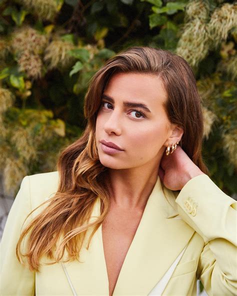 Nadia Parkes R Prettygirls