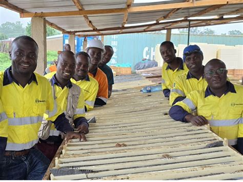 B2gold Pours First Gold At Nunavut Goose Mine