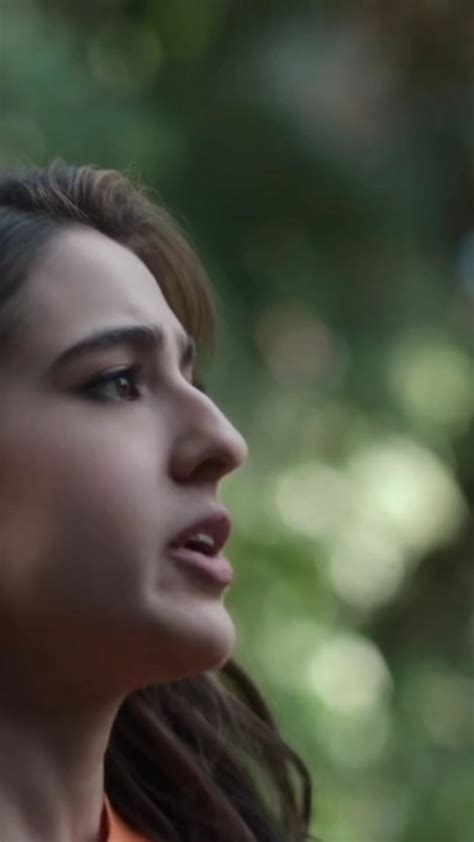 Sara Ali Khan Hot Kiss And Sex Scene In Murder Mubarak Ractressfacewash