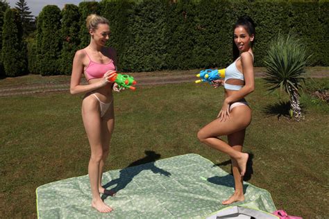 Amateur Girl Alsseeding