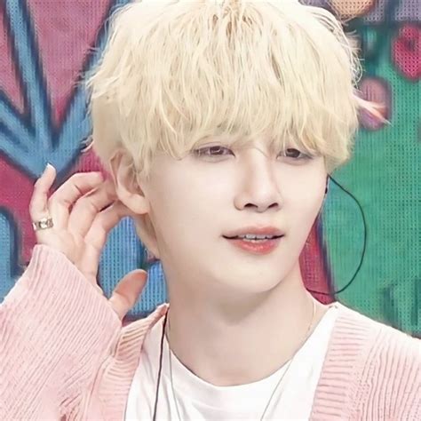 Blip 도겸이 인스타사진 30개 나눔