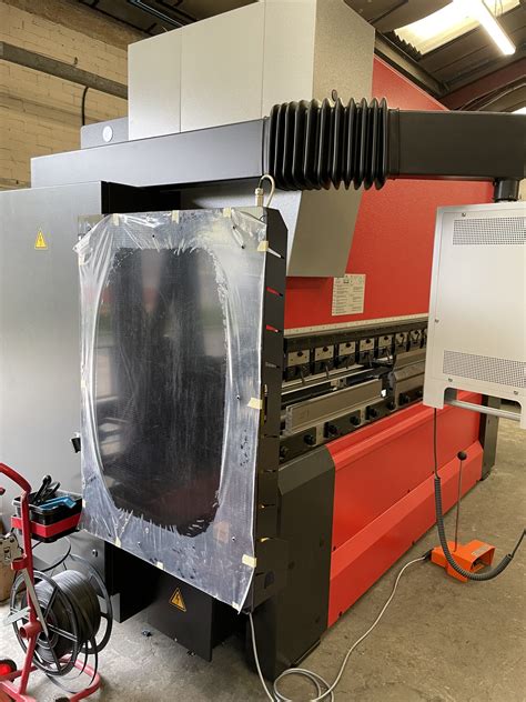 Amada Hfe M2 100t 3m 8 Axis Press Brake Stk 2037 Used Amada