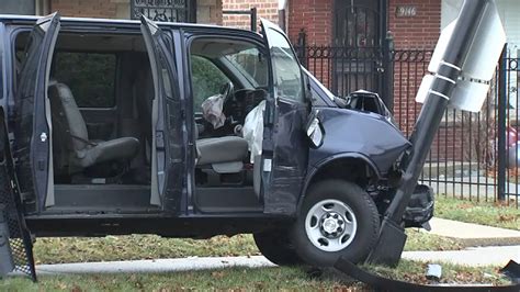 Chicago Crash 1 Injured After Cpd Squad Car Involved In Crash At 92nd