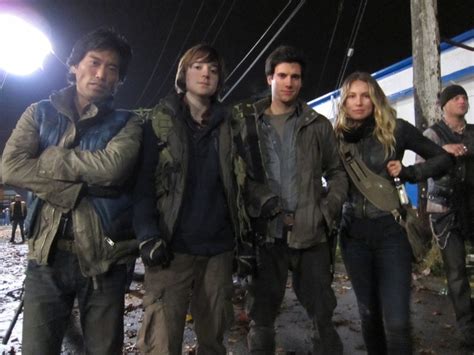 141 Best Falling Skies Images On Pinterest Falling Skies Noah Wyle