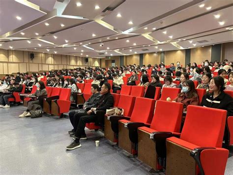 首都师范大学朱立侠博士应邀为我院师生作学术讲座 郑州升达经贸管理学院文法学院