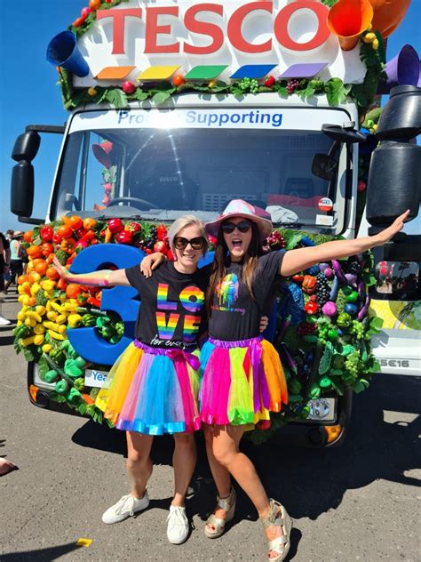 Loveislove Brightonpride Sarah Lofthouse Chartered Mcipd