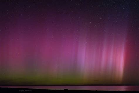20年来最强太阳风暴 全球多地出现壮丽极光 纵横网