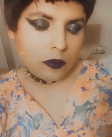 Love Being Girly 👌💜😋 Scrolller