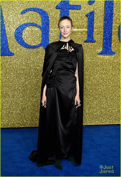 Alisha Weir Shares Sweet Hug With Emma Thompson At Matilda Premiere Photo Photo