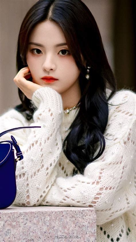 Top 10 Most Beautiful Women In The World 2022 Top Ten Views Artofit