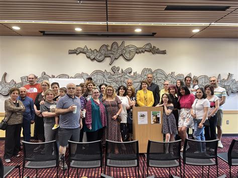 Persianart سبکی متفاوت از دنیای نقاشی نقاشی تکنیک خودکار سبک زنتنگل، زنتانگل هنرمند محبوبه