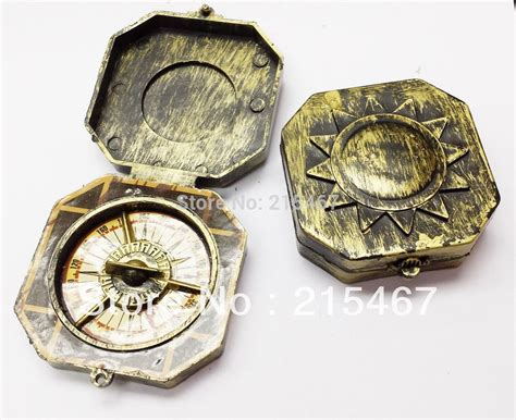 Fancy Plastic Compass Party Favor