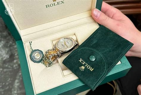 На Хмельниччині керівниця обласної МСЕК та ії син чиновник «заробили на ухилянтях десятки