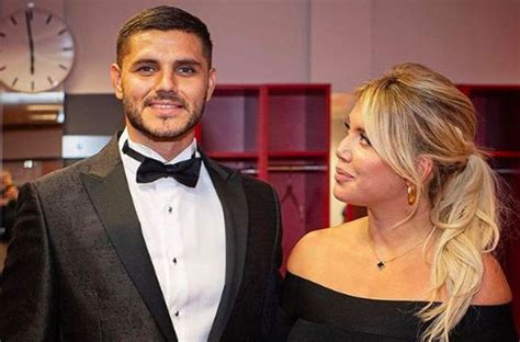 Icardi Pubblica Sui Social Le Chat Con Wanda Nara Donnemagazine It