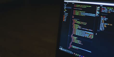 Cómo implementar un tema oscuro dark mode en tu página web con CSS y JavaScript