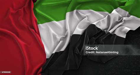 아랍 에미리트 연방 깃발 어두운 배경 3d에 주름이 렌더링 아랍에미리트 국기에 대한 스톡 벡터 아트 및 기타 이미지 아랍에미리트 국기 0명 3차원 형태 Istock