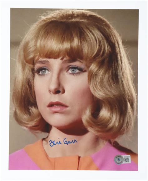 Teri Garr Signed Star Trek 8x10 Photo Beckett Pristine Auction