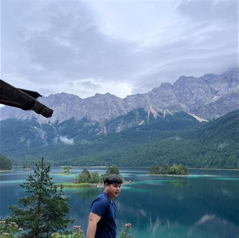 โปรแกรมเมอร์ไทย Thai Programmer เห็นเพื่อนๆ หลายคนชอบหลังไมค์มาถามเกี่ยวกับภาษา Python ภาษา