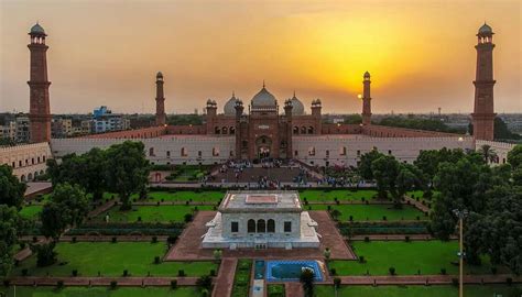 Imperial Mosque Lahore Badshahi Masjid Lahore Lohnt Es Sich