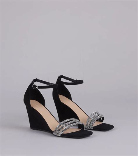 Strappy Sandals For Weddings And Windsor