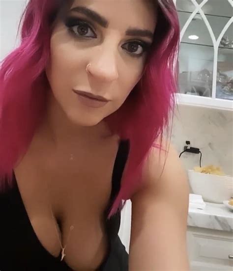 Gabbie Hanna Sexy Pictures Influencers GoneWild