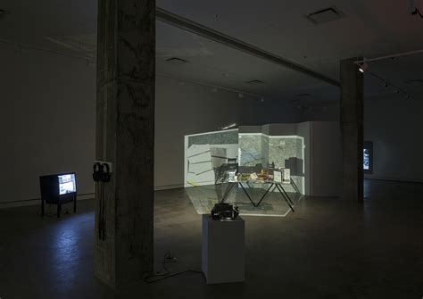 Tris Vonna Michell Jan Mot