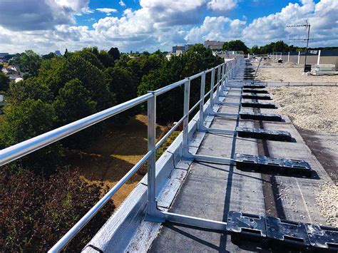 Evo Guardrail Freestanding Delta Plus