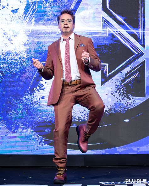 현실판 아이언맨 ‘토니 스타크 모습 선보인 로버트 다우니 주니어 인사이트