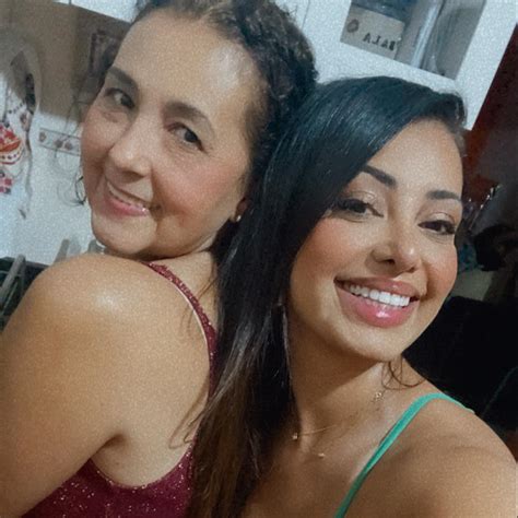 Quem Conhece O Poder Da Palavra Valoriza O Silêncio 🤍 🧚🏾‍♀️ Me Mav