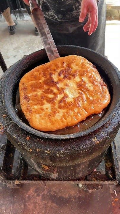 河南濮阳八公桥壮馍，13一斤，煎的金黄，外焦里嫩很脆很香 濮阳美食 壮馍 地方特色美食 馅饼 抖音我要上热门🔥 Youtube