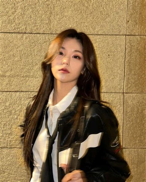 Yeji Itzy Orang Cantik Gadis Cantik Korea Gadis Cantik