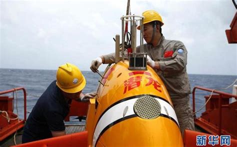中国潜龙潜水器首潜成功 加装一设备可成潜艇杀手海底监听深潜机械臂系统手机新浪网