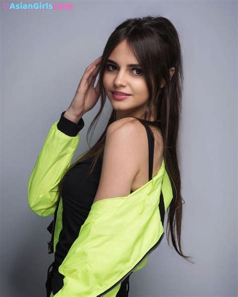 Beautiful Lebanese Girls What Makes Them So Popular