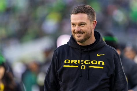 Oregons Dan Lanning Has Blunt Message For Teams Unhappy About Cfp Plight Just Win Yahoo Sport